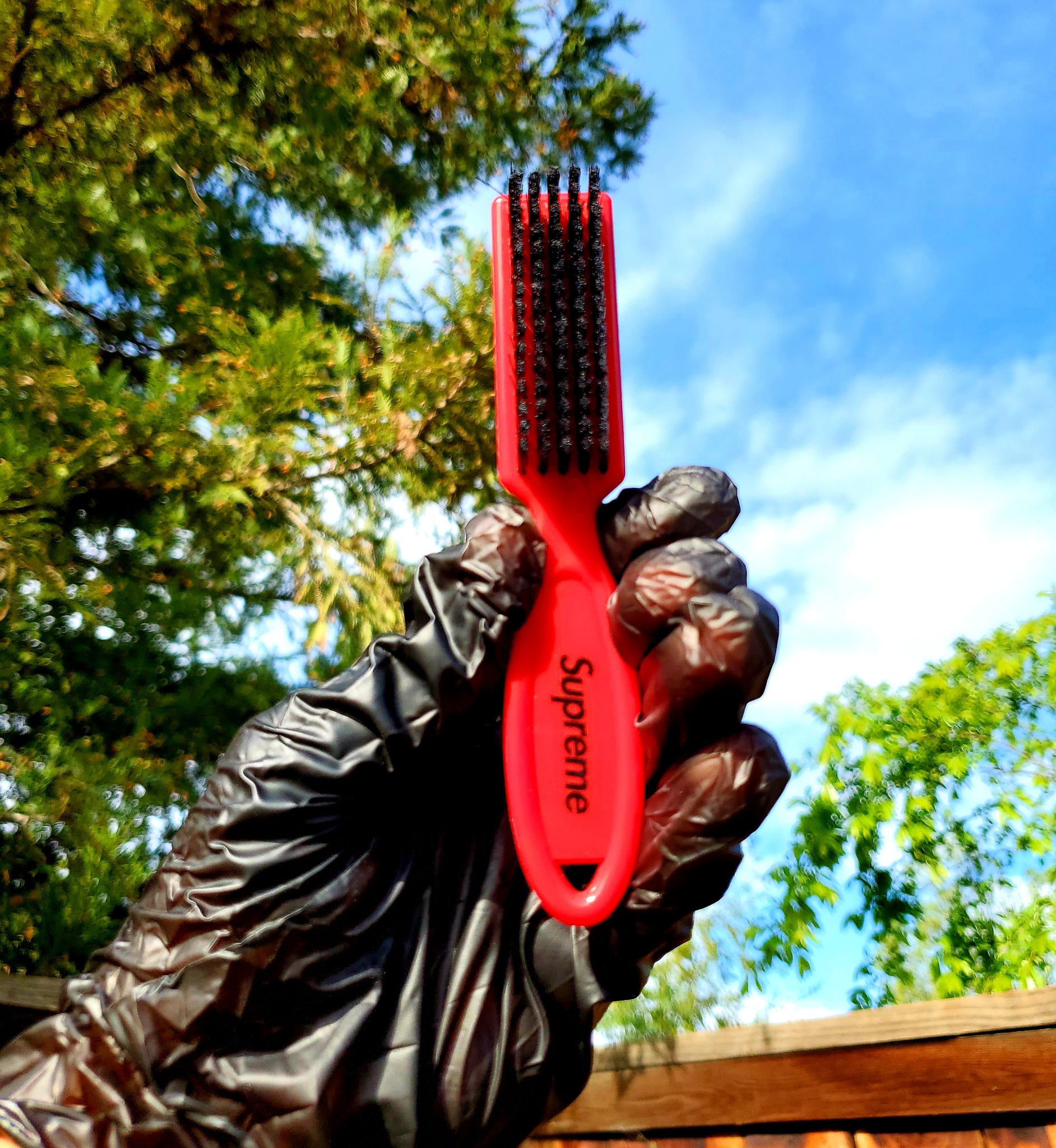 Supreme Brush | BARBER JUNGLE