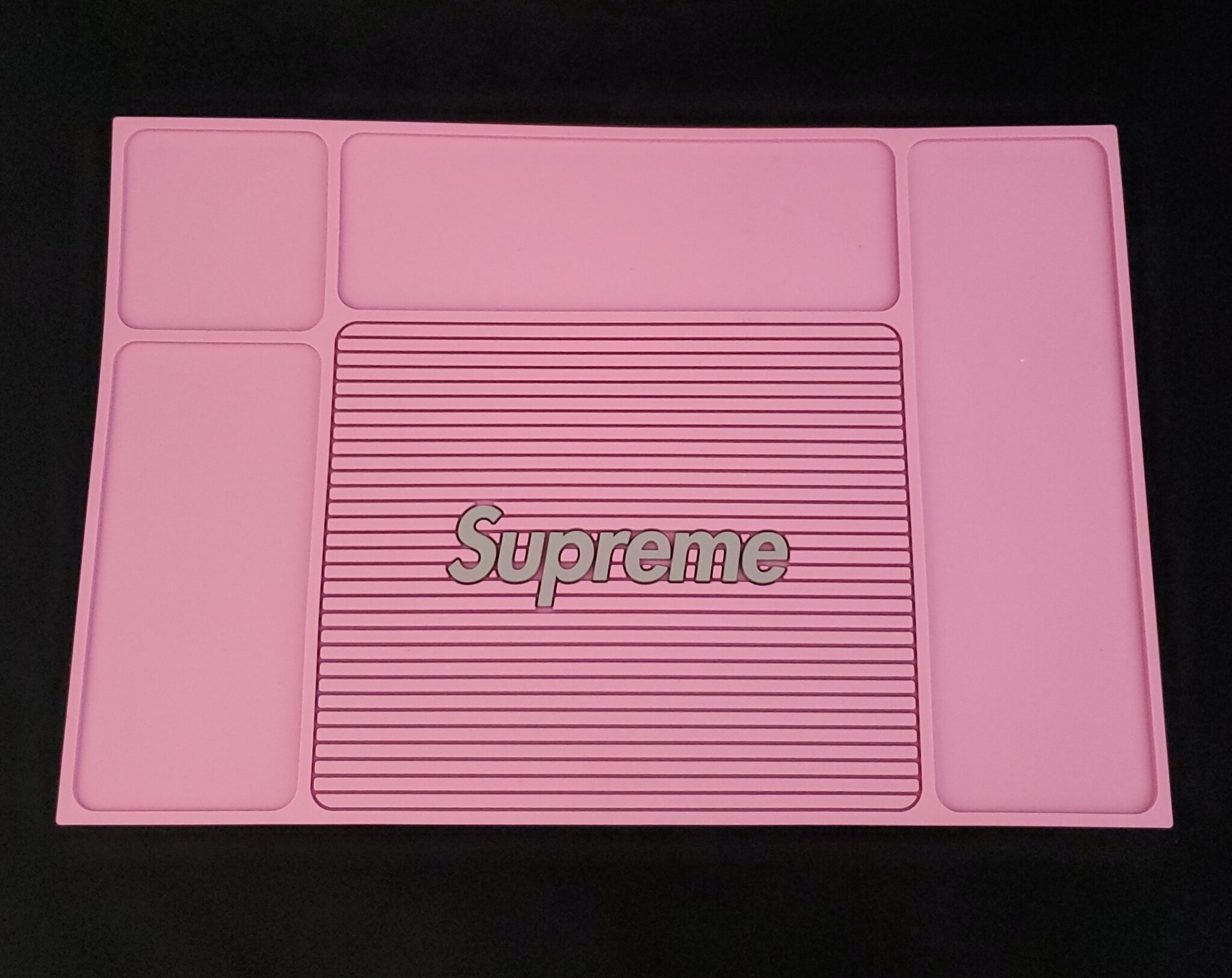 Supreme Barber Station Mat | BARBER JUNGLE