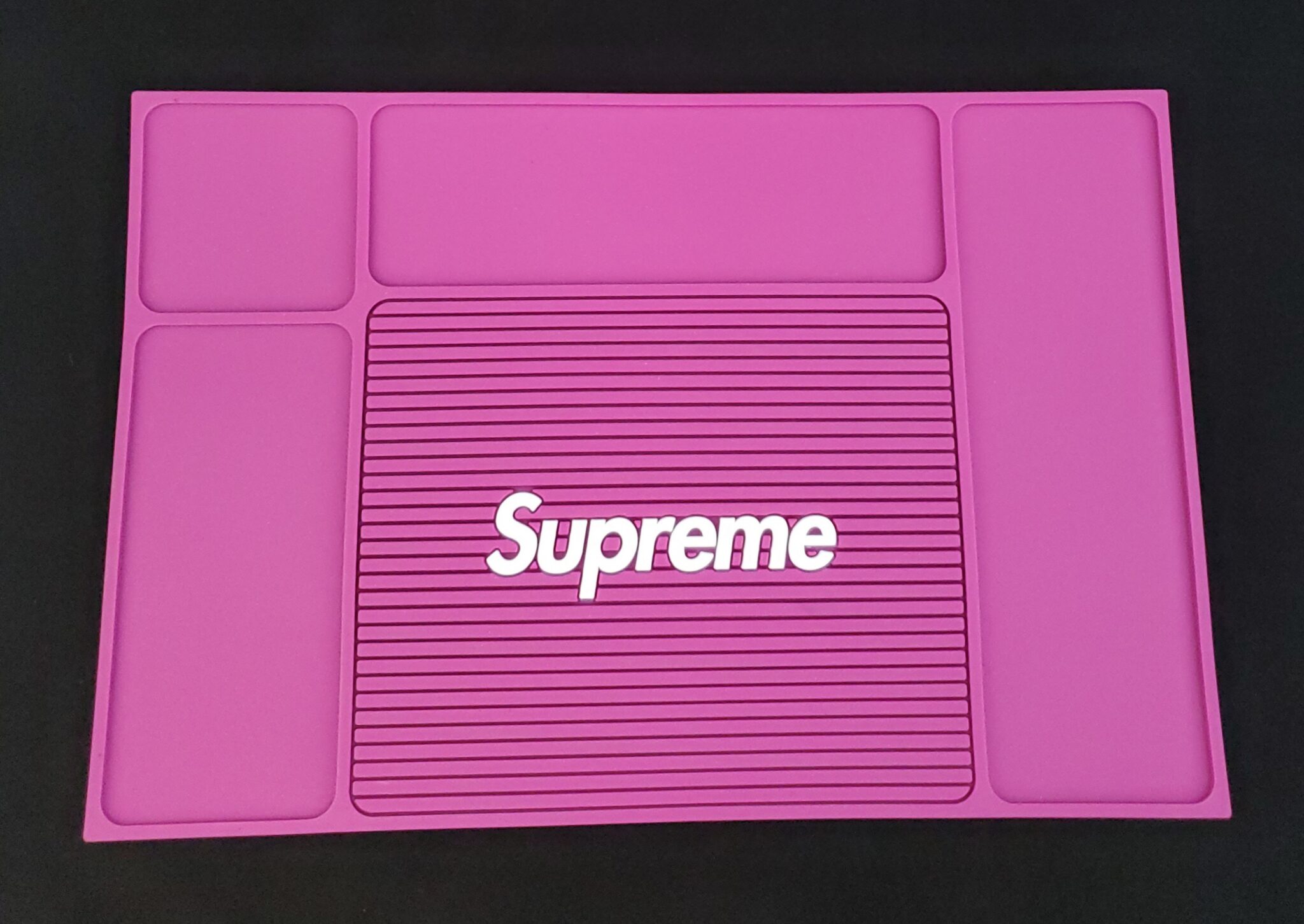 Supreme Barber Station Mat | BARBER JUNGLE